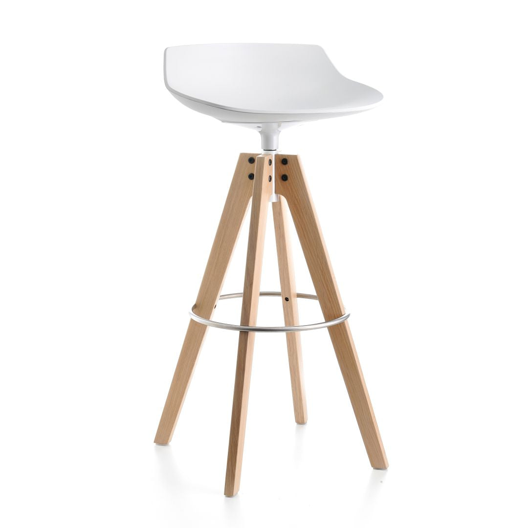 Flow Bar Stool – Studio Dimensione